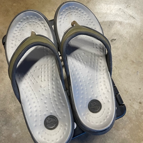 CROCS | Shoes | Euc Crocs Slipons Men Women 12 Grey | Poshmark